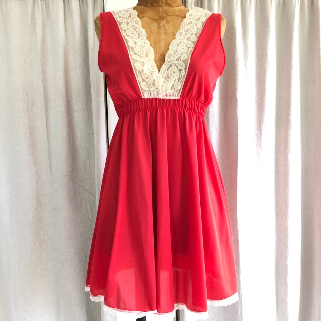 Vintage 60s Miss Elaine Red Nylon + Ivory Lace Trim Empire Chemise ...