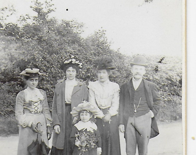 Victorian CDV, Antique Photo, Family, in the Park, Sunday Best, Flowers ...