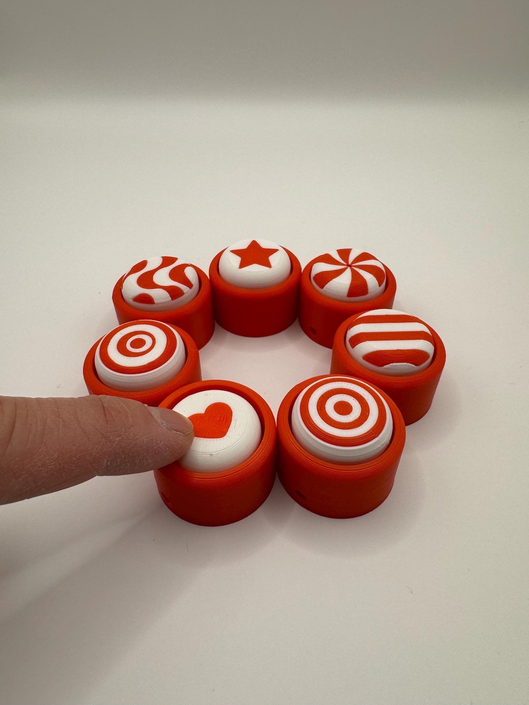 3D Printed Key Clicker - Fidget Toy Keychain - Satisfying Click Button ...