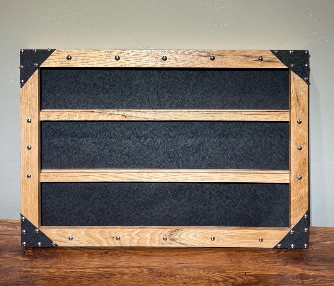 Belt Buckle Display Case Holds 9 to 12 Buckles With Different ...