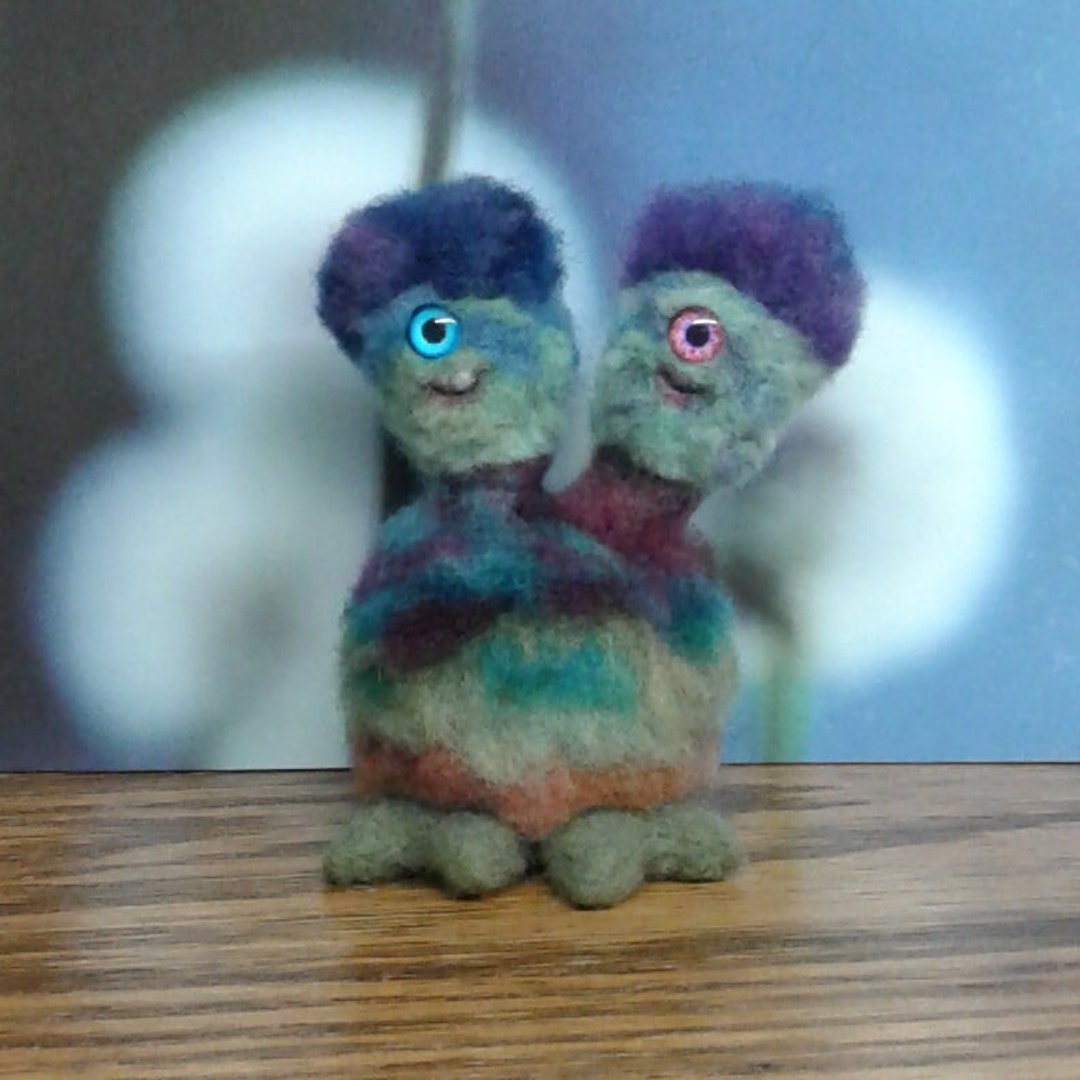 Needle Felted Alien Snickler - Etsy