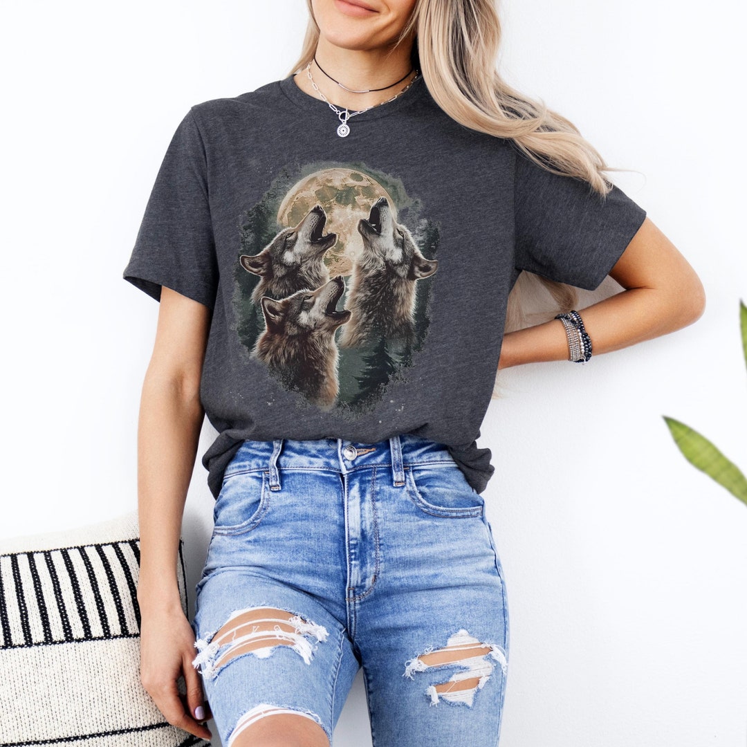 Three Wolves Retro Graphic T-shirts, Vintage Wolf Moon Tshirt, Wolfpack ...