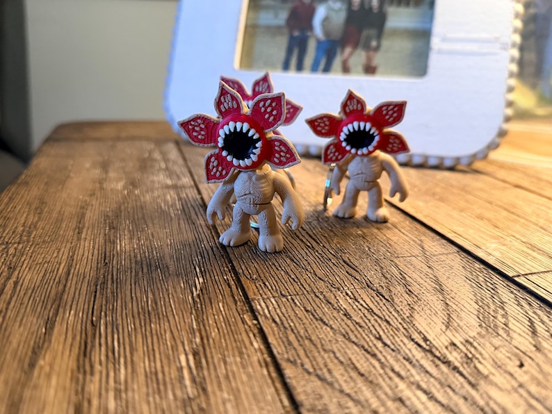 3D Printed Flexi Demogorgon - Etsy
