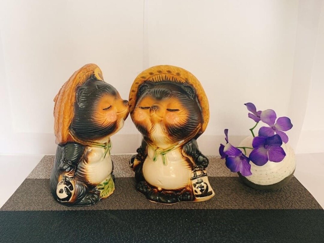 Japanese Handmade Shigaraki Tanuki Couple – Traditional Japanese Lucky ...