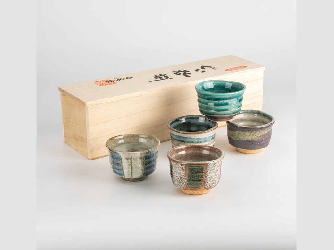 Handmade Japanese Sake Cup Set of 5 | Mino Ware Pottery in Wooden Box ...