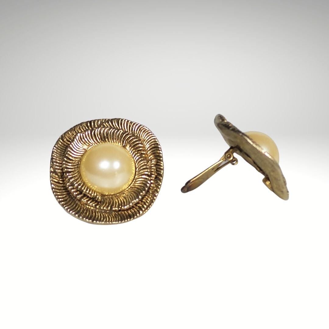 Vintage VO Gold Tone Floral Faux Pearl Statement Clip on Earrings - Etsy