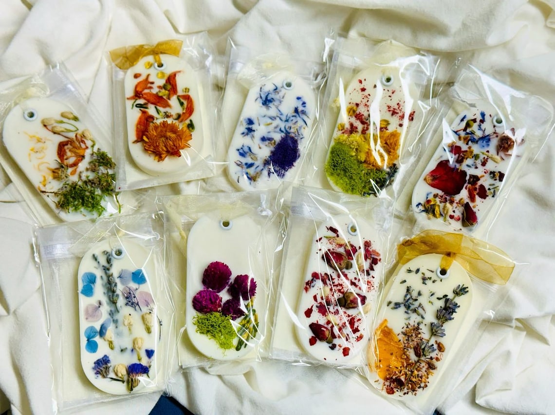 Handcrafted Aroma Wax Sachet – Elegant Scented Decor for Closets ...