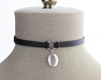 Leather locket | Etsy