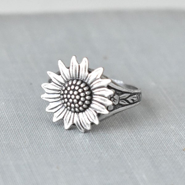 Sunflower Ring - Etsy