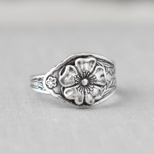 Flower Spoon Ring - Etsy
