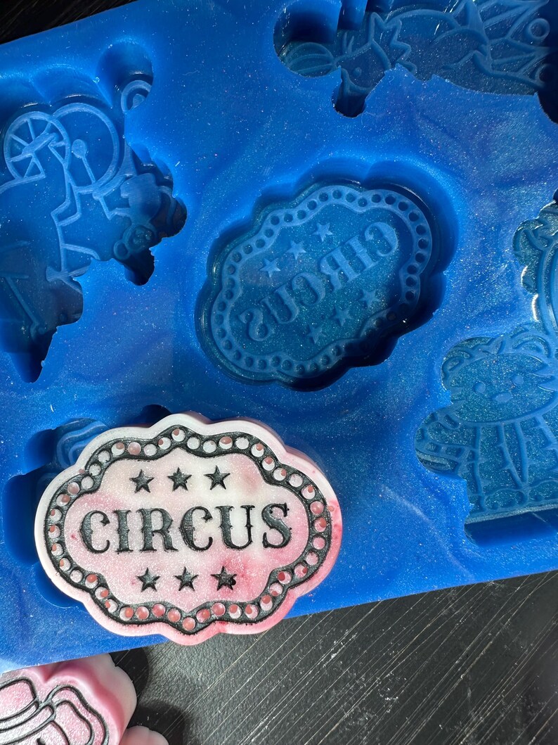 Circus Animals Silicone Mold: 5 Cavities - Wax Melts, Crafts, Resin - Etsy