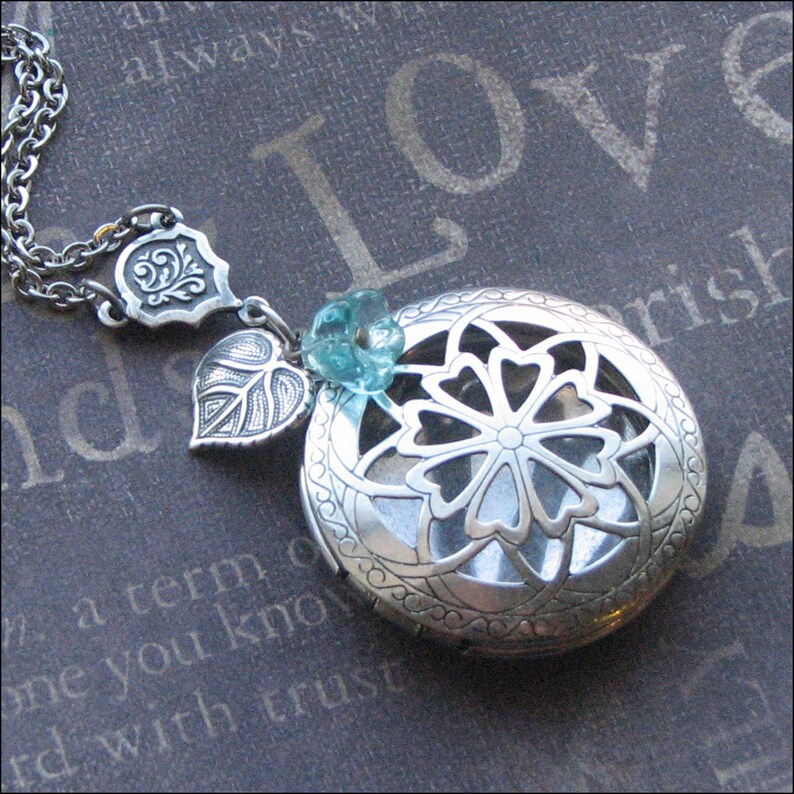 Silver Scent Locket Necklace Aromatherapy Jewelry Leaf - Etsy