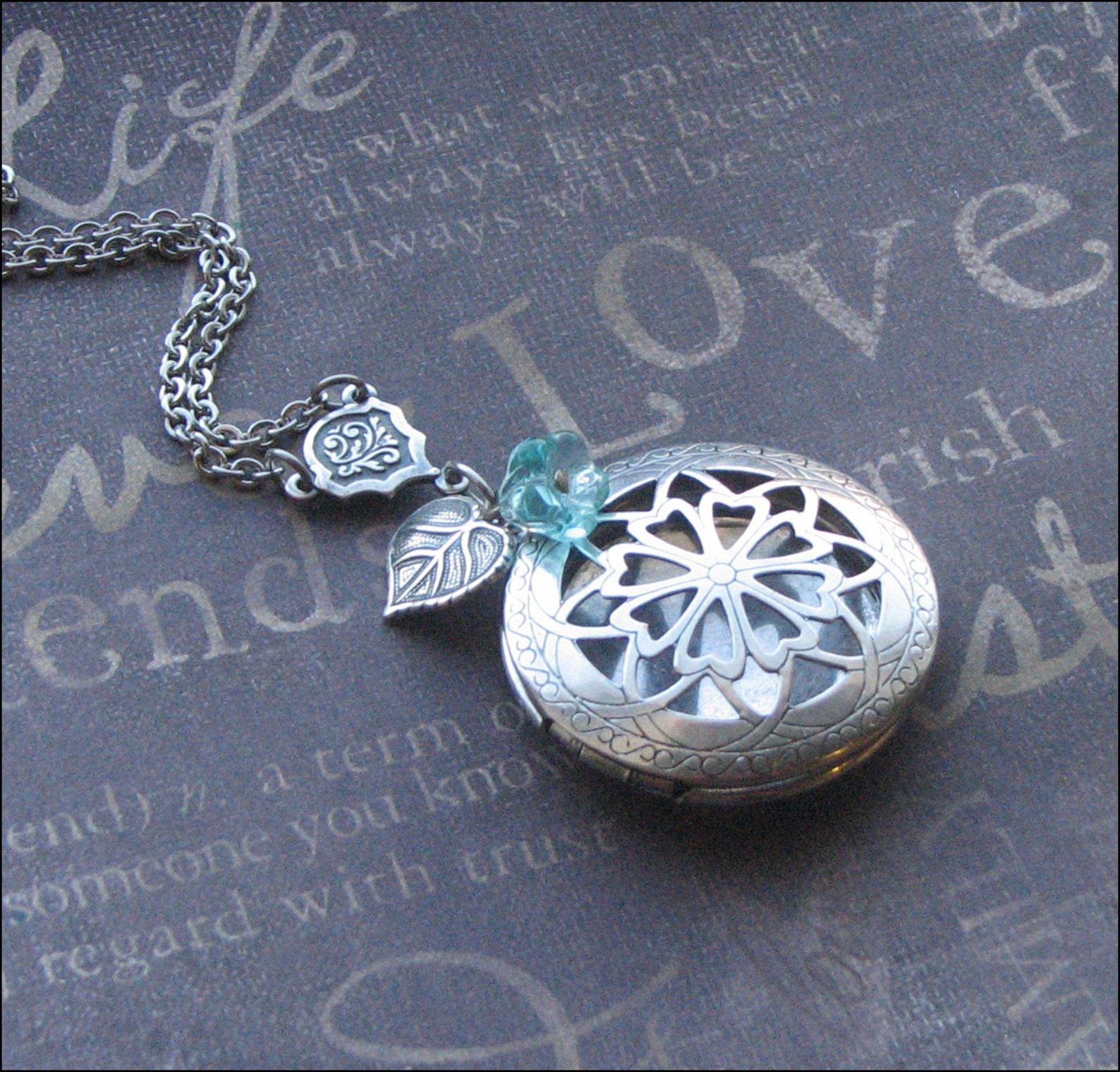 Silver Scent Locket Necklace Aromatherapy Jewelry Leaf - Etsy