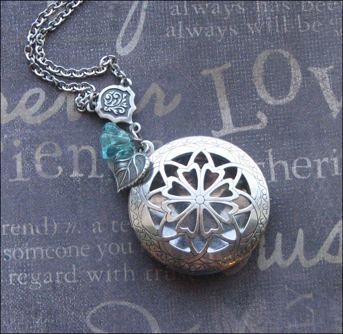 Silver Scent Locket Necklace Aromatherapy Jewelry Leaf - Etsy