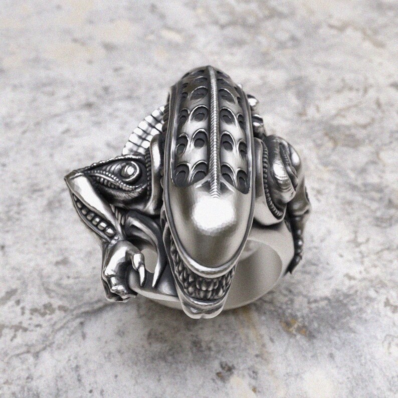 Alien Ring, 925 Sterling Silver, Xenomorph Statement Ring, Handcrafted ...