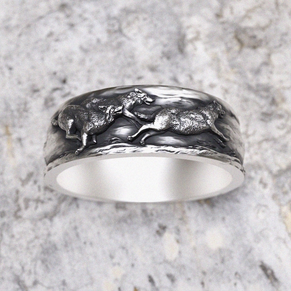Wolf Ring - Etsy
