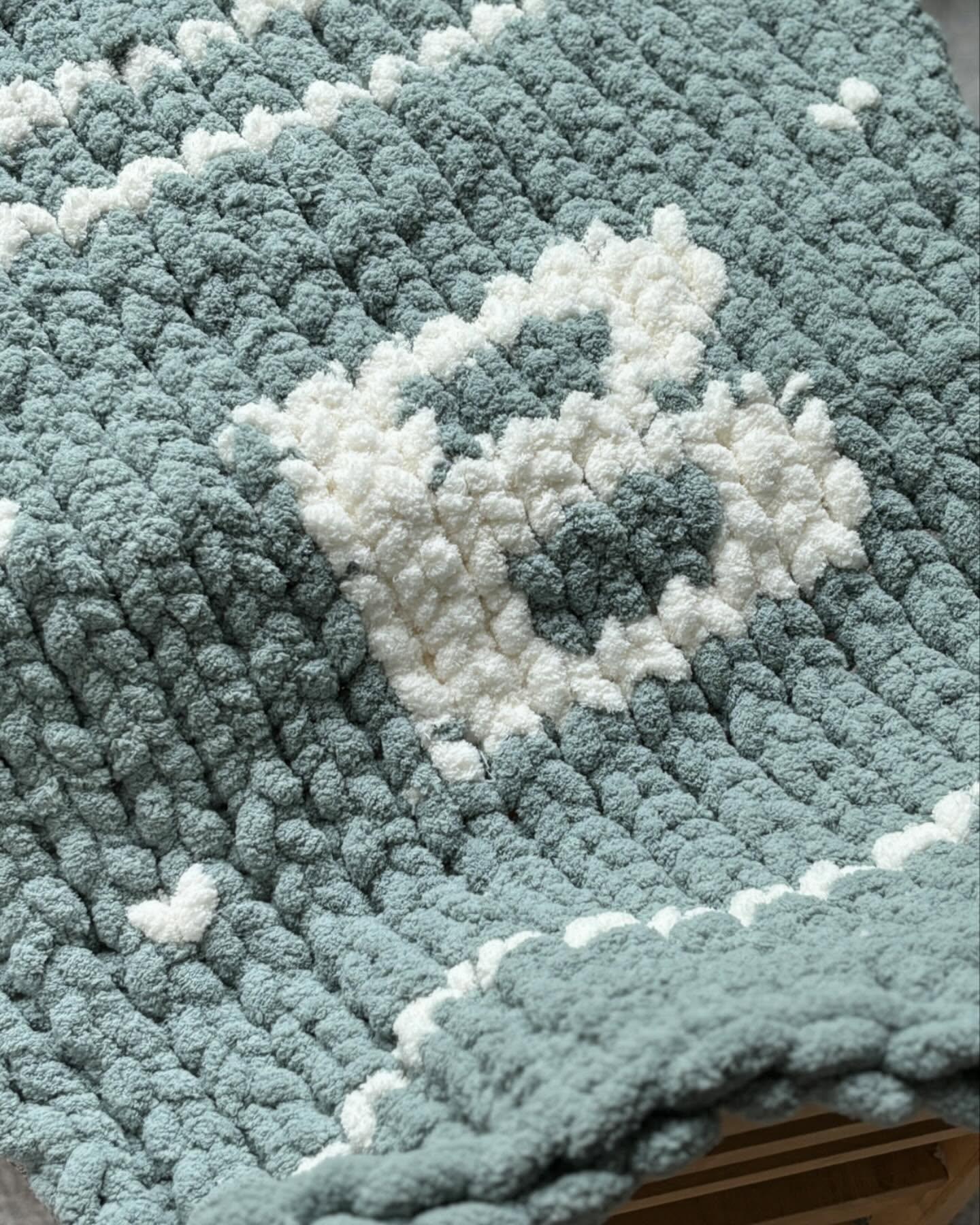 Personalized Chunky Hand Knit Blanket - Etsy