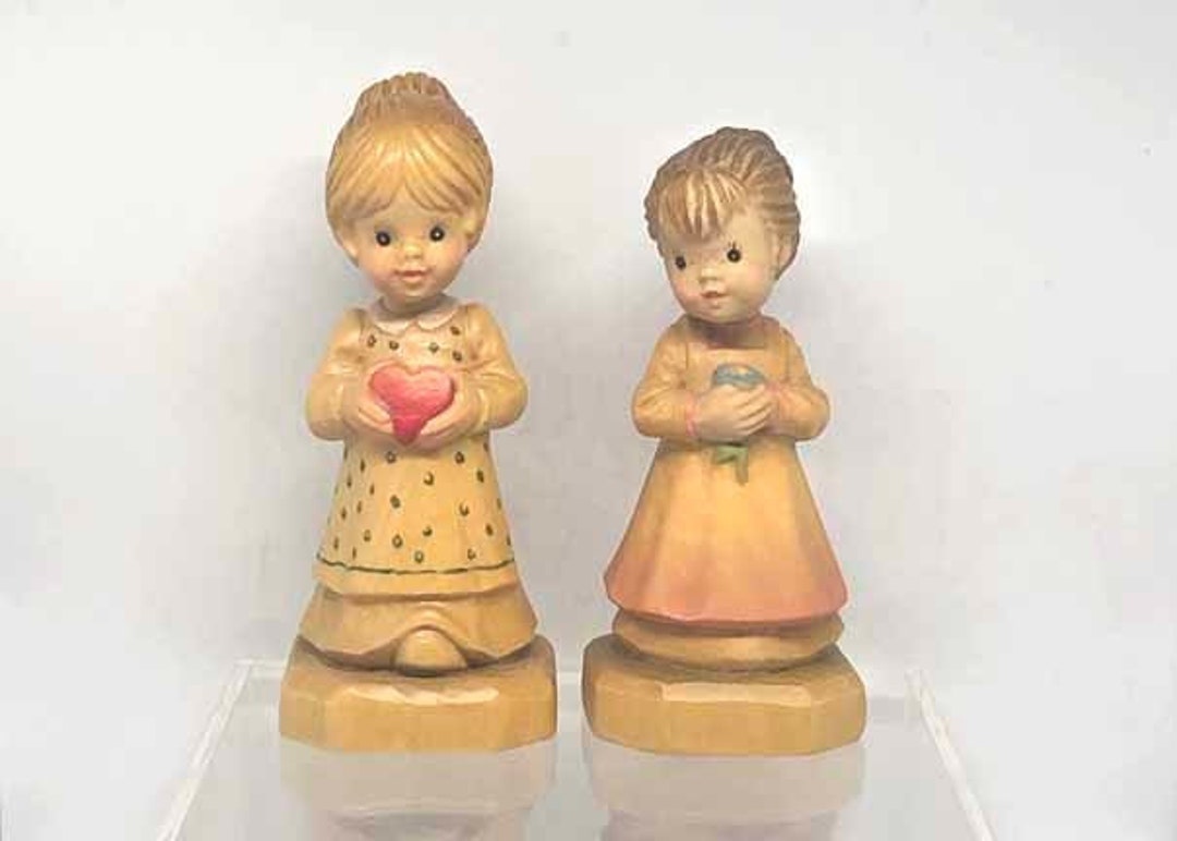 Vintage Anri Girls Figurines Sarah Kay Italy Anri Club Wood Girls ...