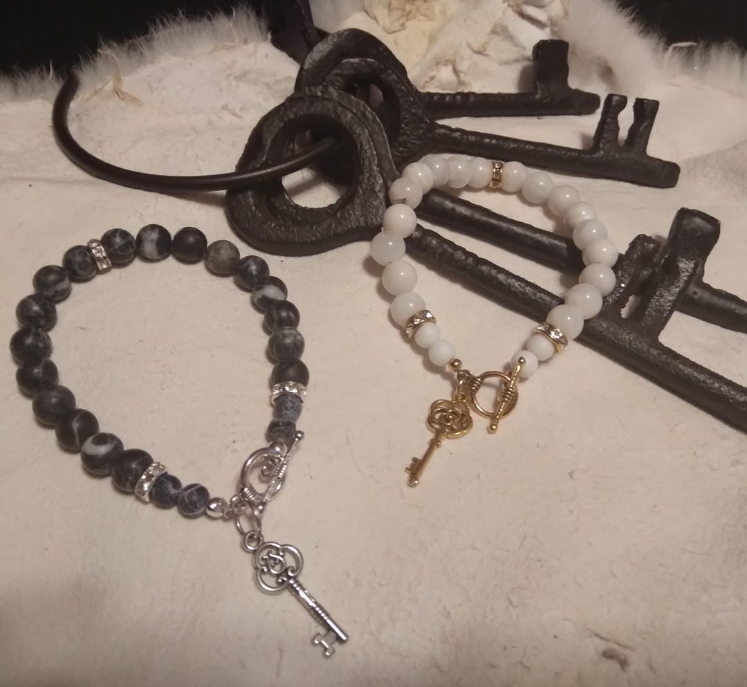 Hekate Prayer Beads With Key Charm - Etsy