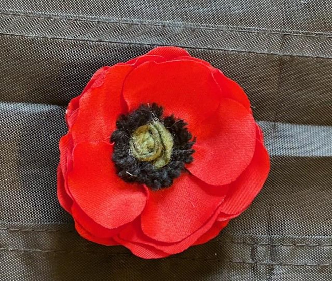 Red Poppy Pin, Small Brooch, Great Gift, Buttonholes for Man, Groom ...