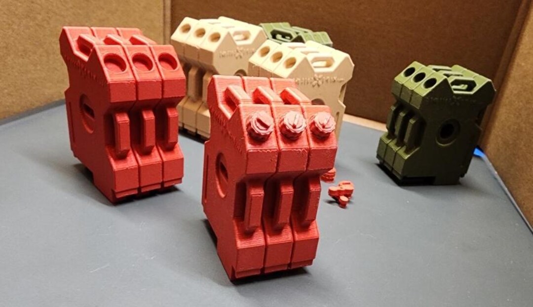 1/10 Scale Fuel Cell: Overland Gear Accessories (set of 2) - Etsy