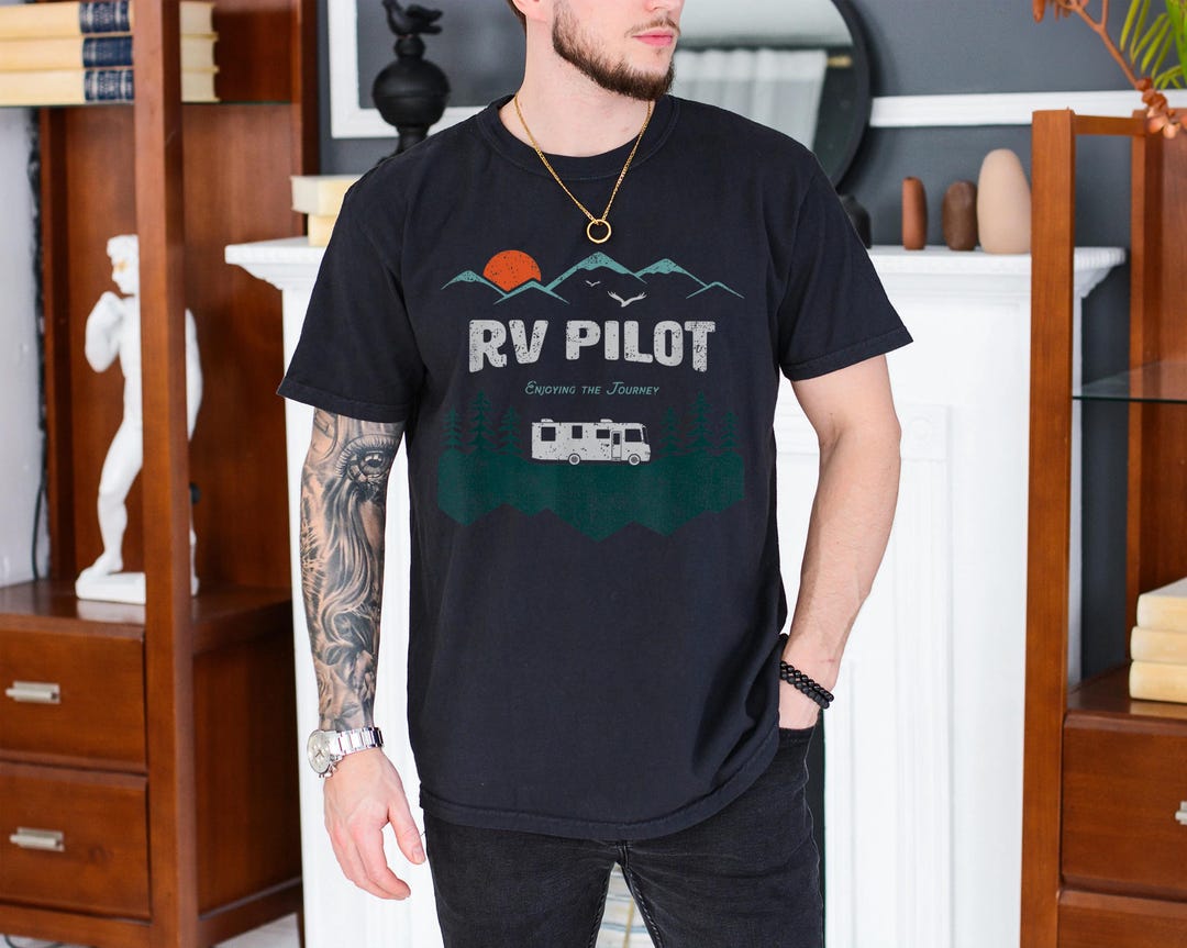 RV Pilot Camping Shirt - Motorhome Travel Vacation Gift T-shirt for ...
