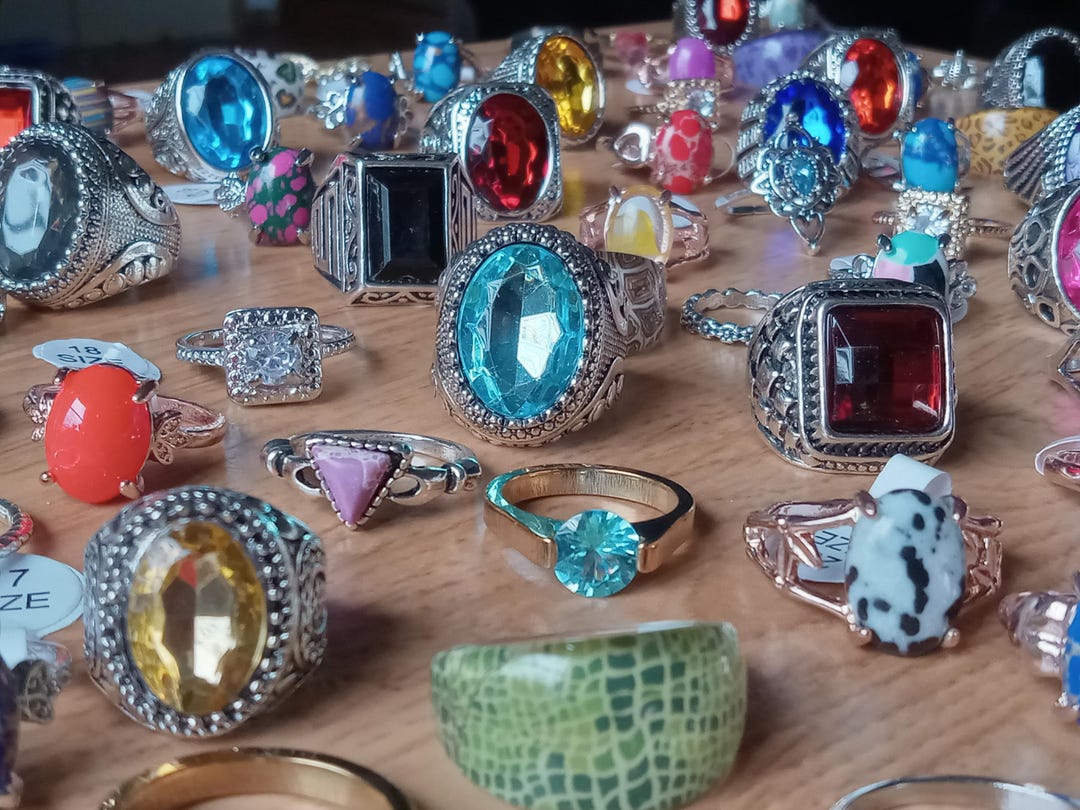 Mystery Ring Bags~choose the Count~ Random Hand Selected Gold and Silvertone Statement Rings ...