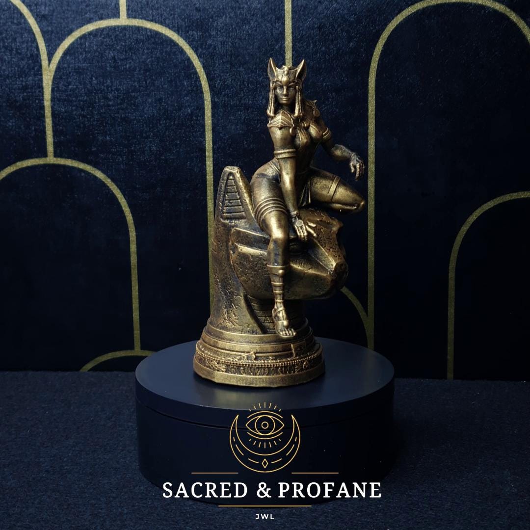 Sculpture of the Egyptian Goddess BASTET for Pagan and Witchcraft Altar ...