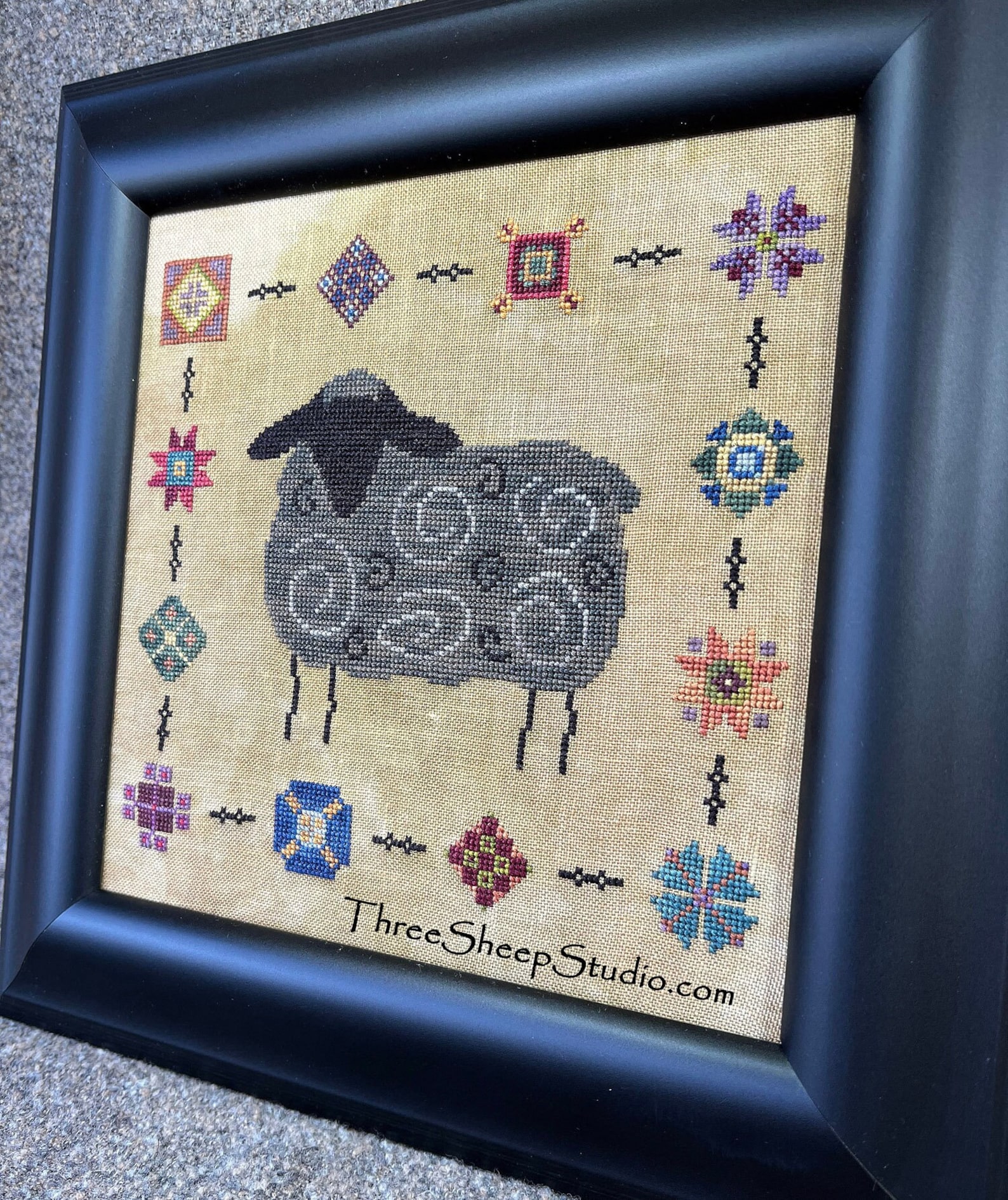 PDF - Wrapped in a Quilt - the Black Sheep - Cross Stitch Pattern ...
