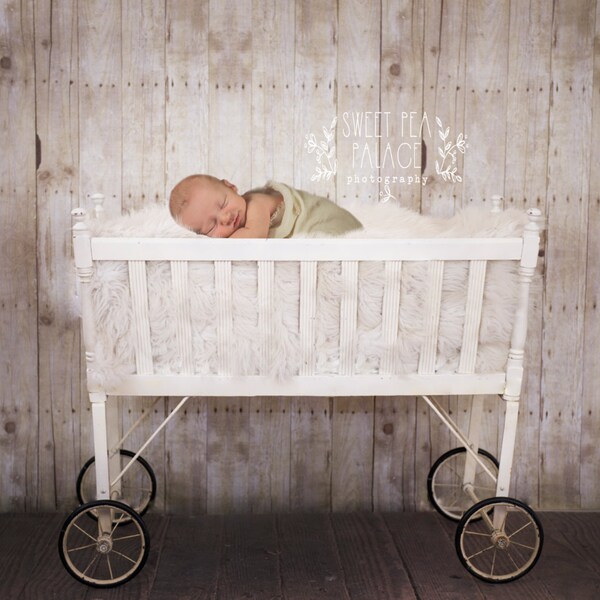 Antique Bassinet - Etsy