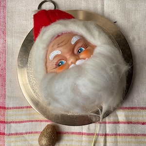 Santa Musical Pull String Wreath Head Jingle Bells Mid Century Japan ...