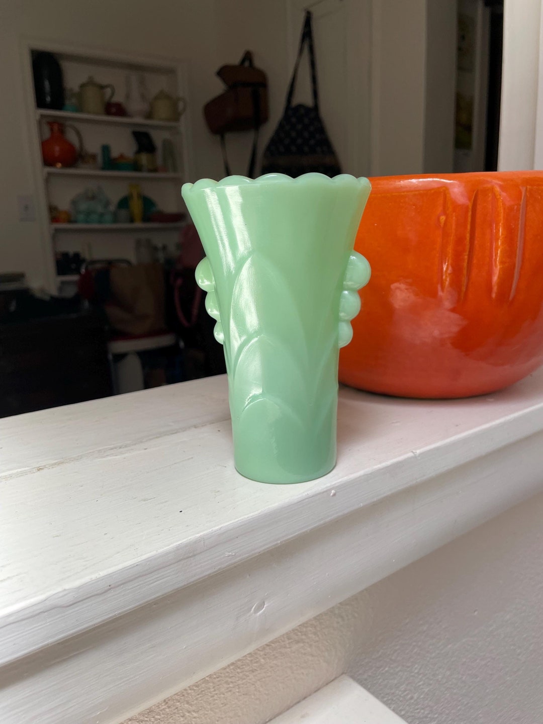 Jadeite Vase Green Glass VINTAGE by Plantdreaming - Etsy