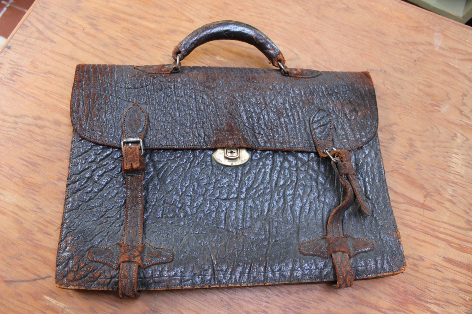 Leather Briefcase Old rustic well used Worn Distressed VINTAGE | Etsy