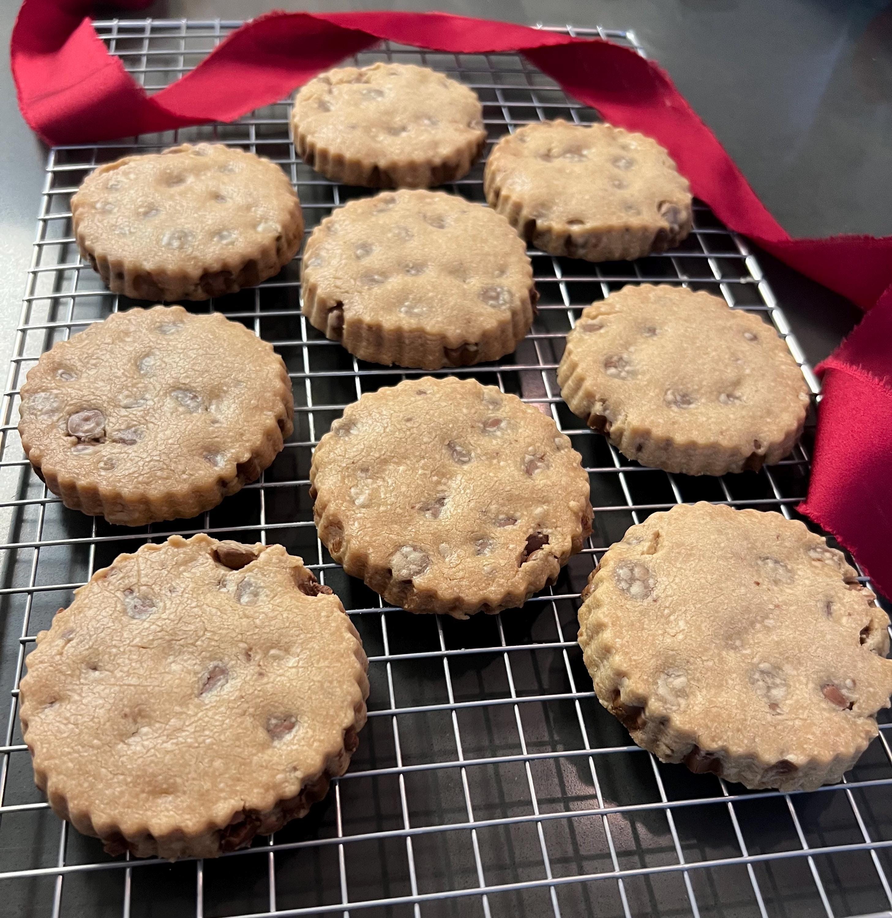 Authentic Delicious Tasty British Milk Chocolate Chip Shortbread ...