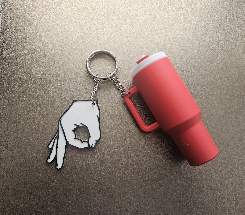 Gotcha Circle Game Keychain - Etsy