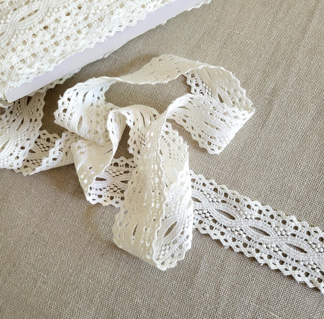 Scalloped Both Side Hole Center - off White - Etsy