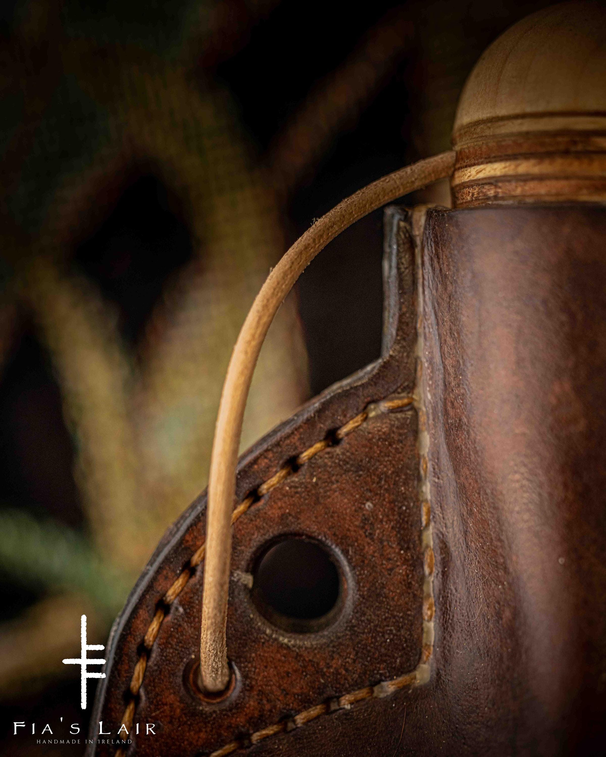 Leather Medieval Costrel / Gourd / Waterbottle (celtic Knot) - Etsy