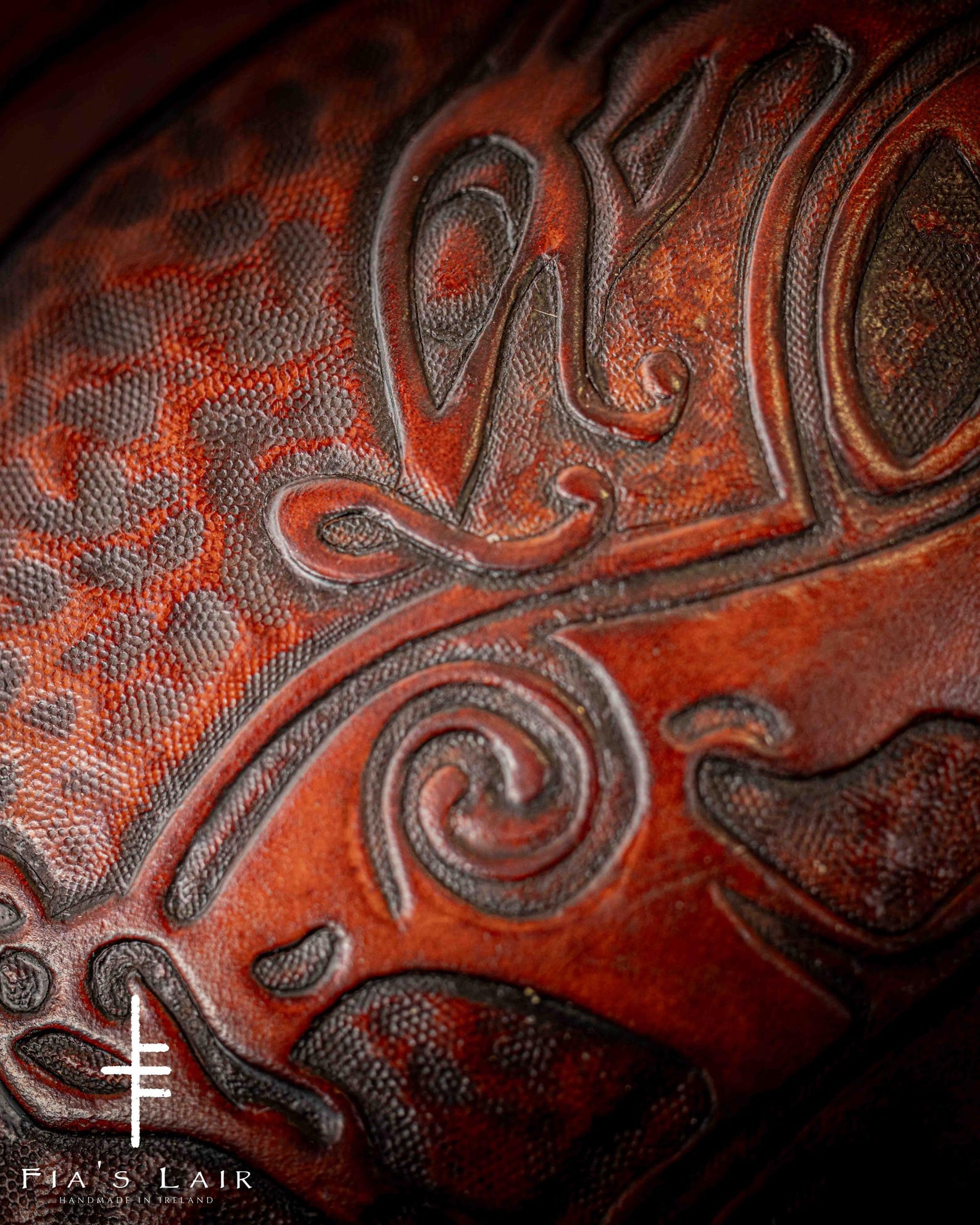 Leather Medieval Costrel / Gourd / Waterbottle (viking Beast) - Etsy