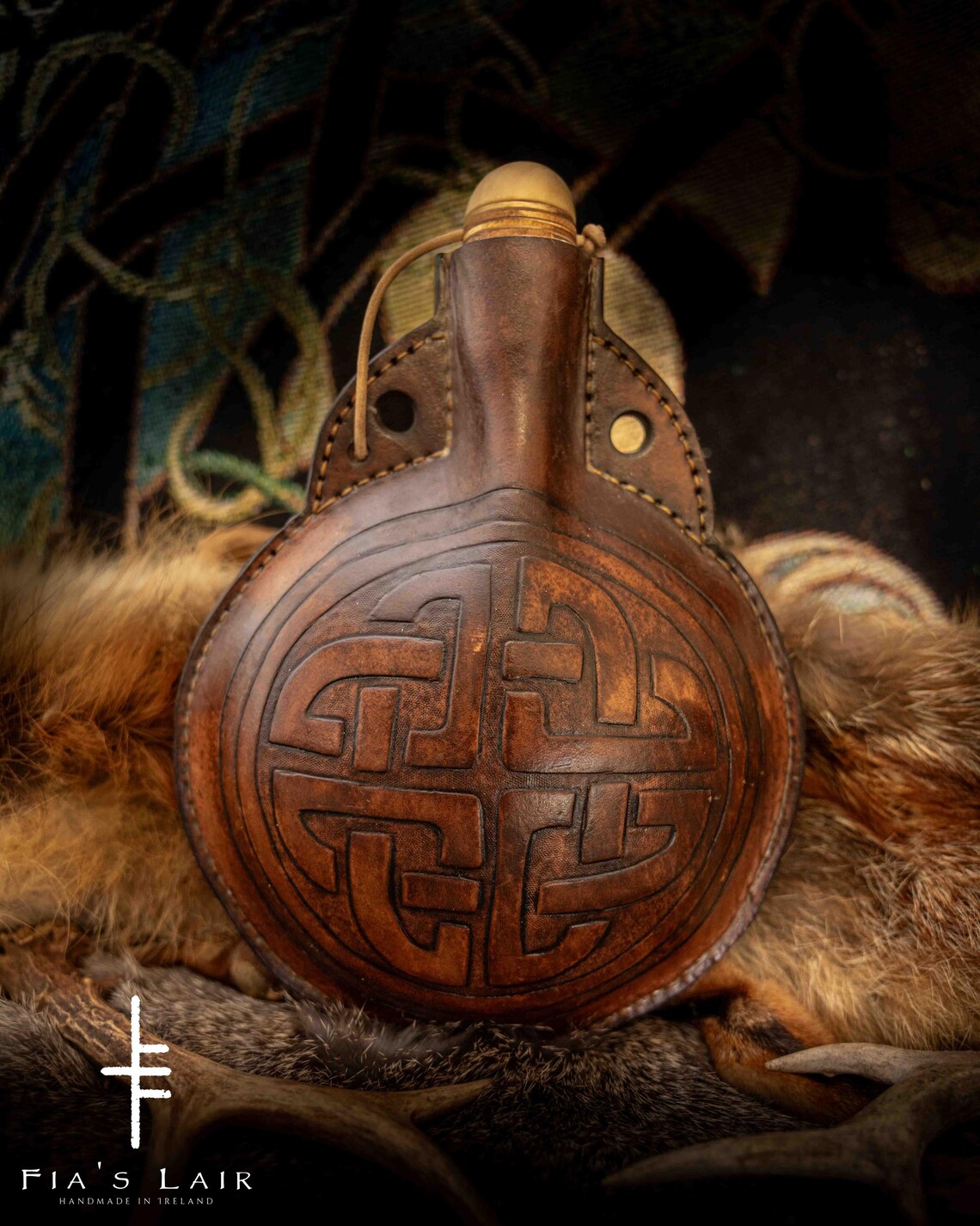 Leather Medieval Costrel / Gourd / Waterbottle (celtic Knot) - Etsy