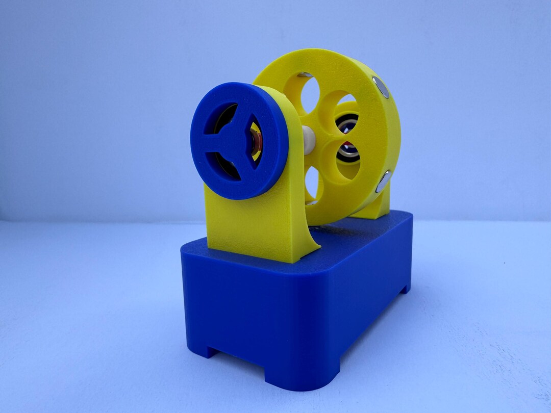 Desktop Magnetic Levitating Spinner - Etsy