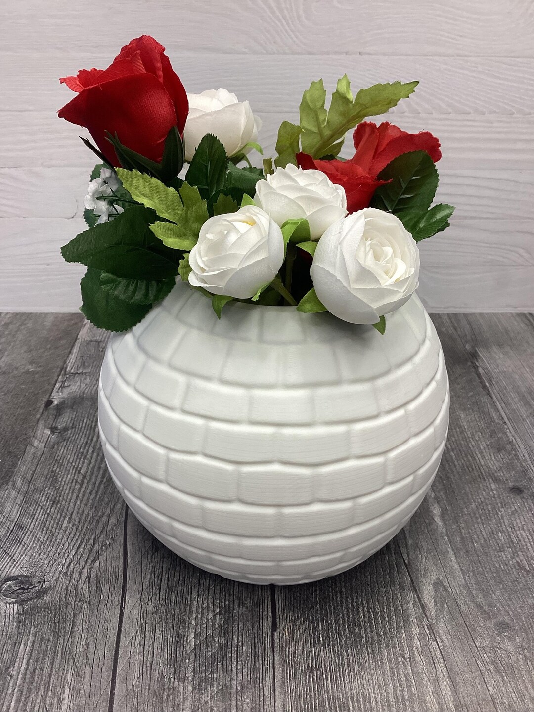 Snow Dome Vase, Igloo-inspired Christmas Centerpiece, Holiday Winter ...