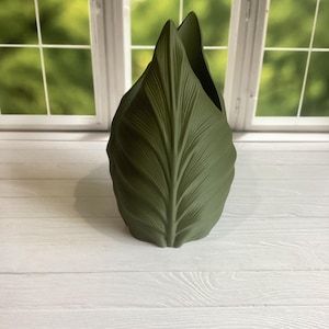 Leaf Vase for Indoor Plants – 3D Printed Nature-inspired Textured ...