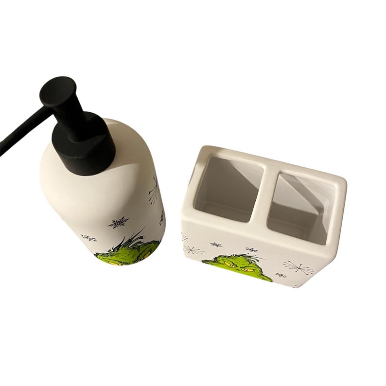 Grinch Bathroom Set, Soap Pump and Toothbrush Holder - Etsy
