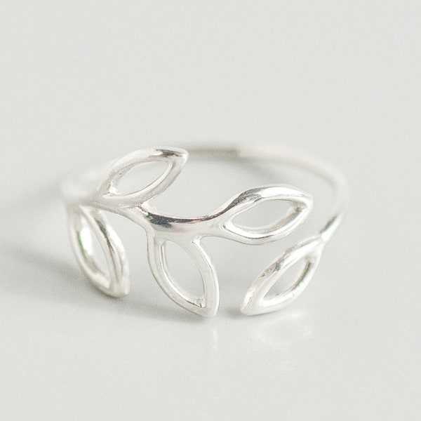 Vine Ring - Etsy