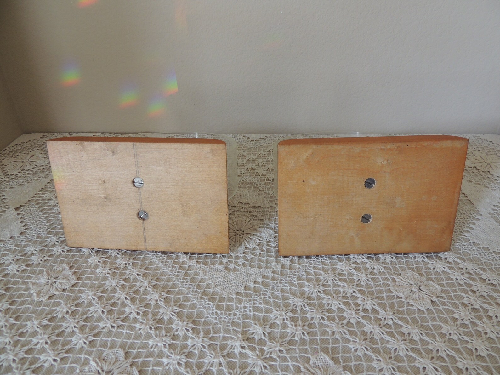 Round Wood Bookends. Art Deco Style Bookends. Plastic Wood - Etsy