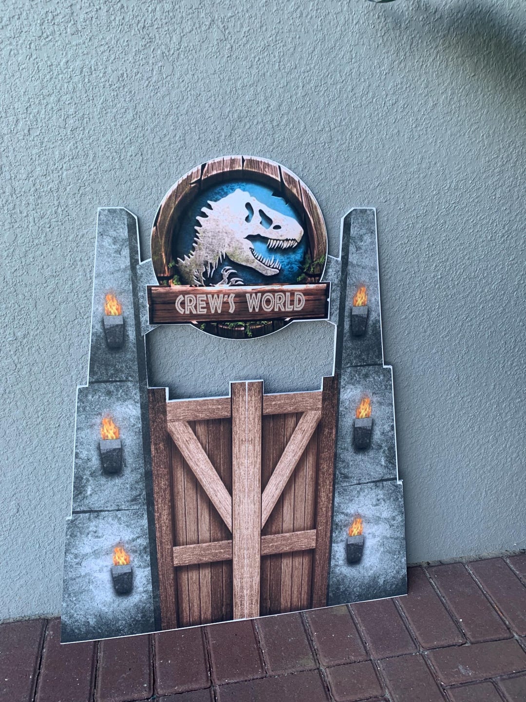 Entrance Jurassic Park, Jurassic World Party, Jurassic Park Birthday ...