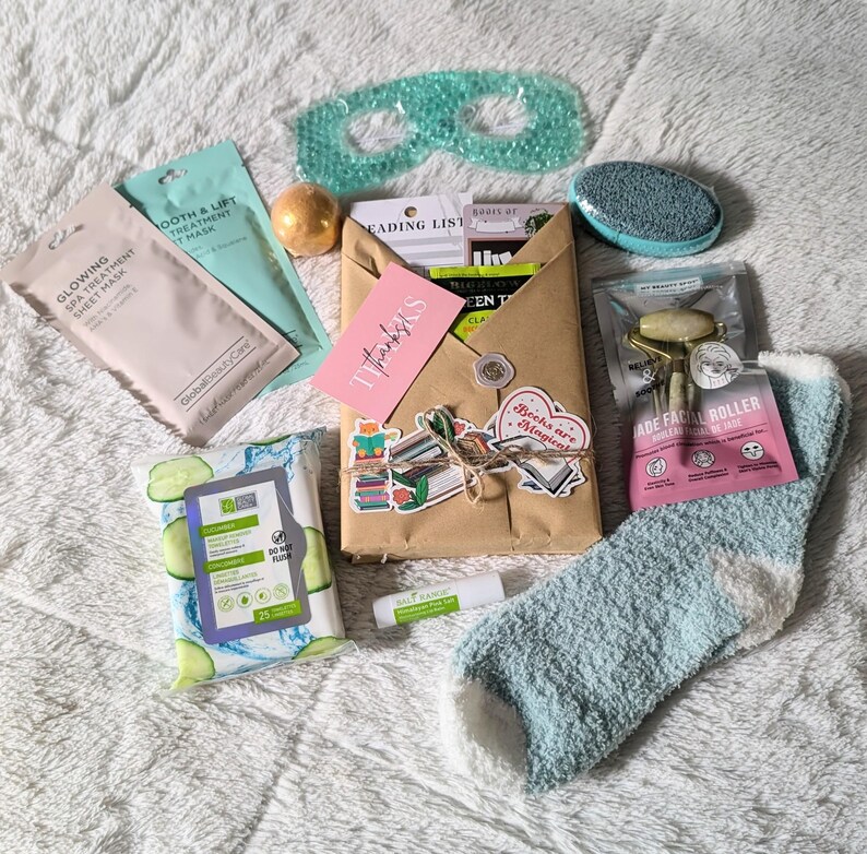 Deluxe Blind Date With A Book Box, Spa Mystery Book Package, Surprise Book Ultimate Box, Blind ...