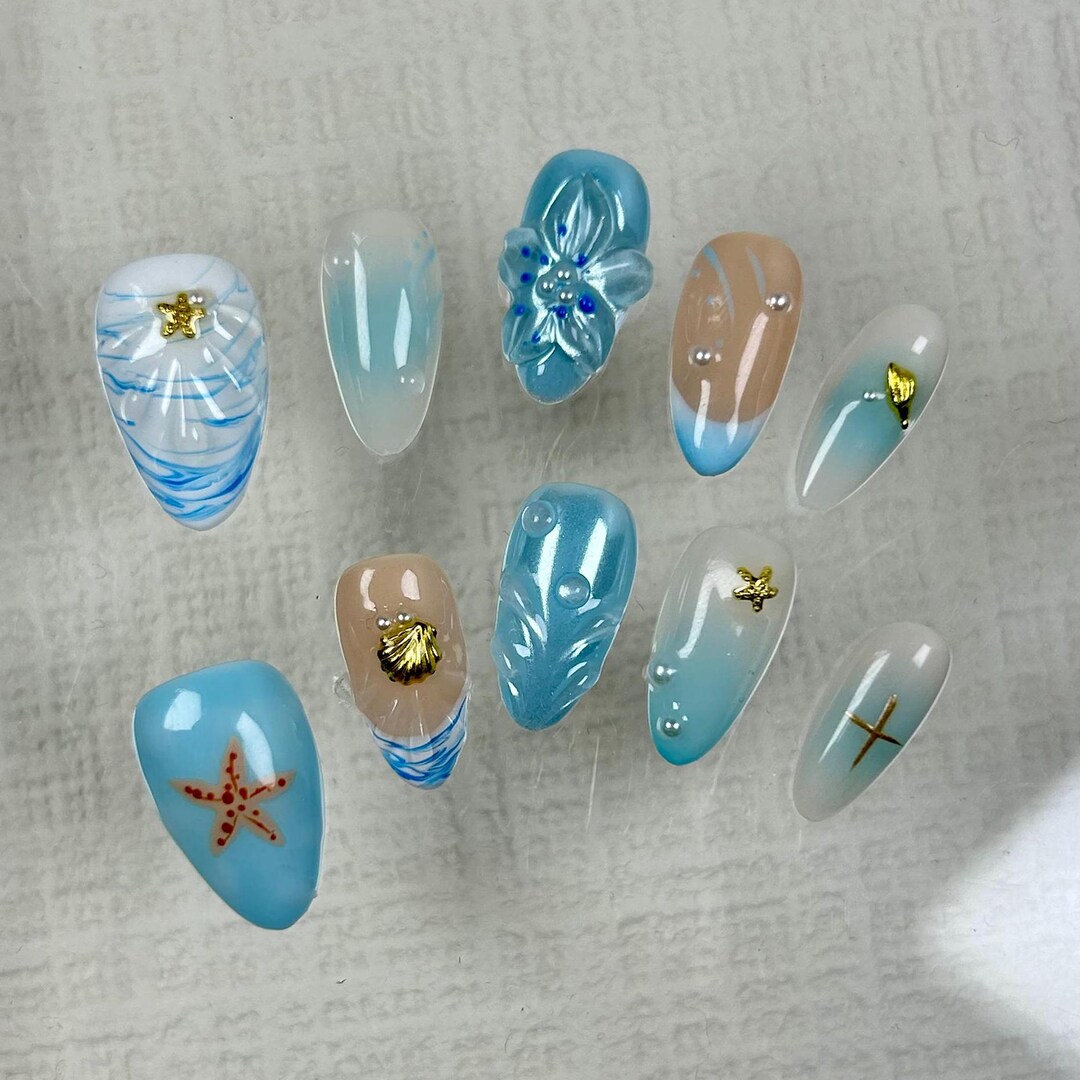Ocean Shell Element Nails, Sky Blue Nails, 3D Water Ripple Nails, Gold ...