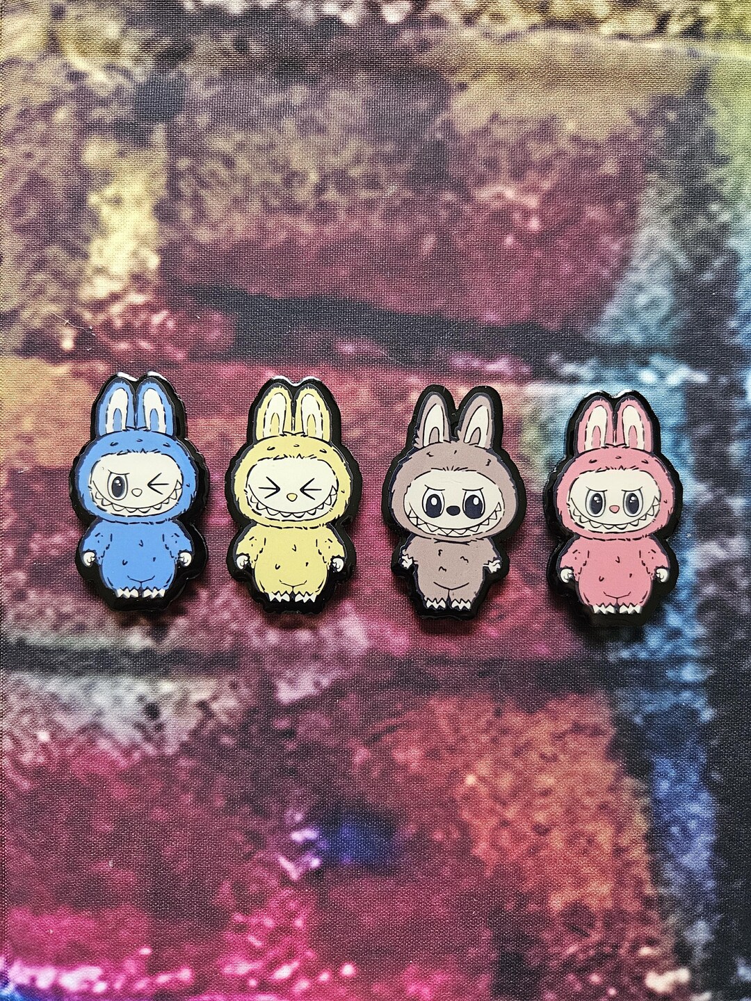 Labubu Little Monster Retractable Badge Reels, Pins, Magnets, 360 ...