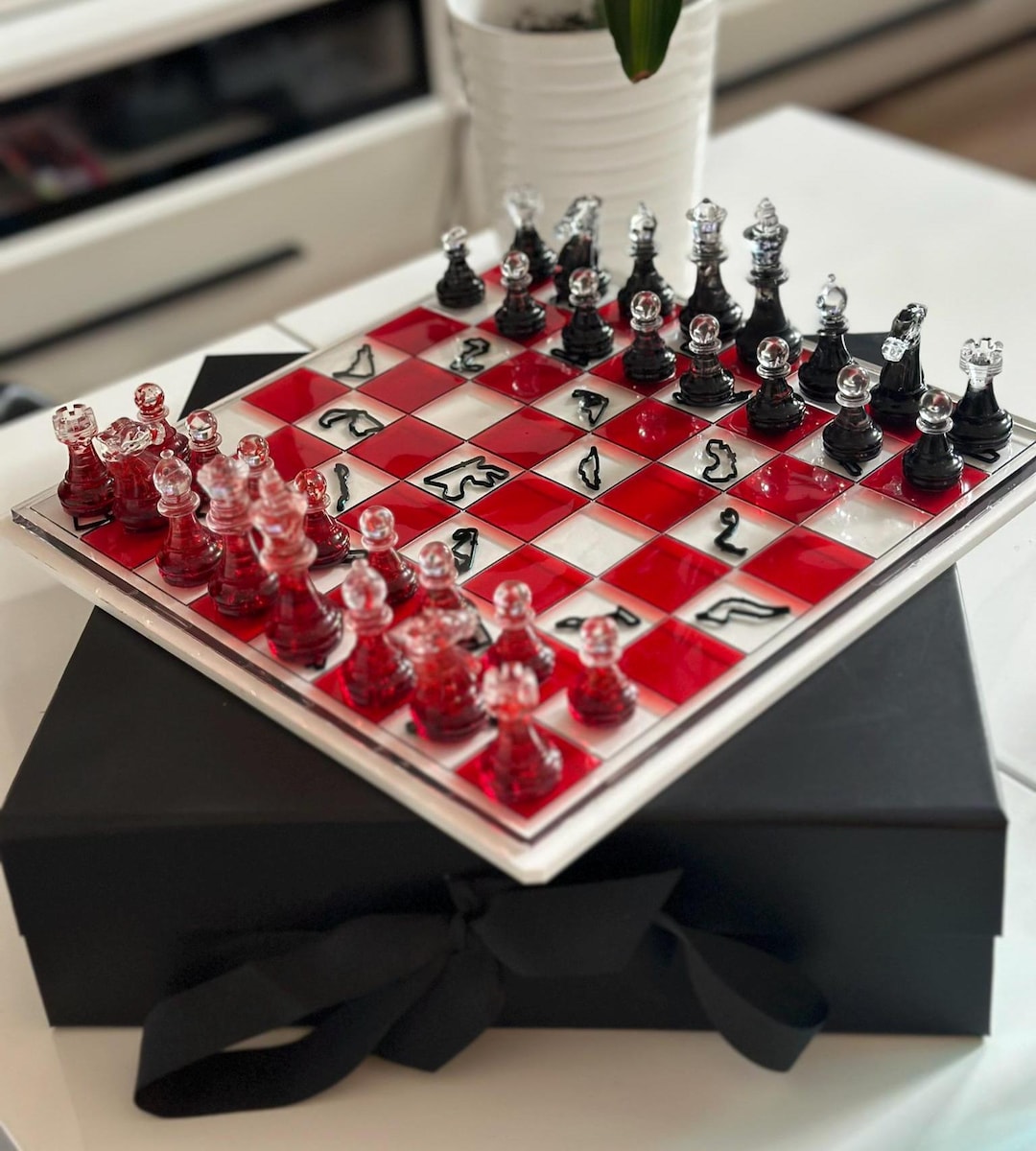 Handmade Ferrari Themed F1 Chess Set: Resin Formula 1 Circuits - Etsy
